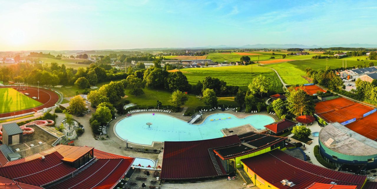 Badespaß innen und außen im Badria